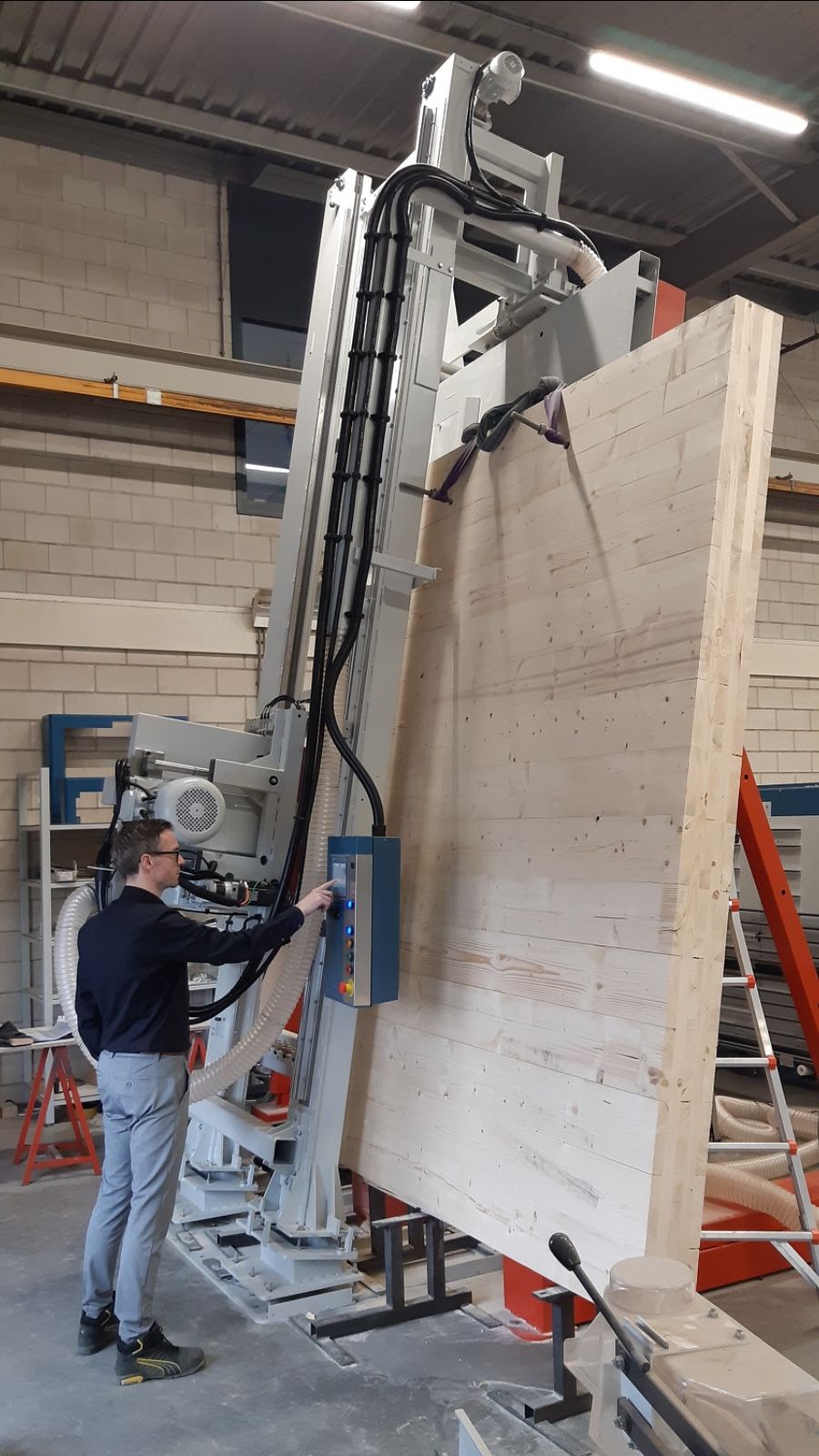 Titan - Machinefabriek Elcon BV